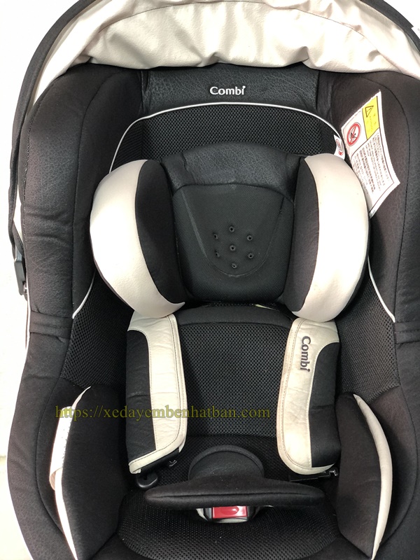 Ghế ngồi ô tô Combi Luxtia Turn 360 thanh lý - Xe đẩy em bé Nhật Bản - Xe đẩy em bé thanh lý giá rẻ